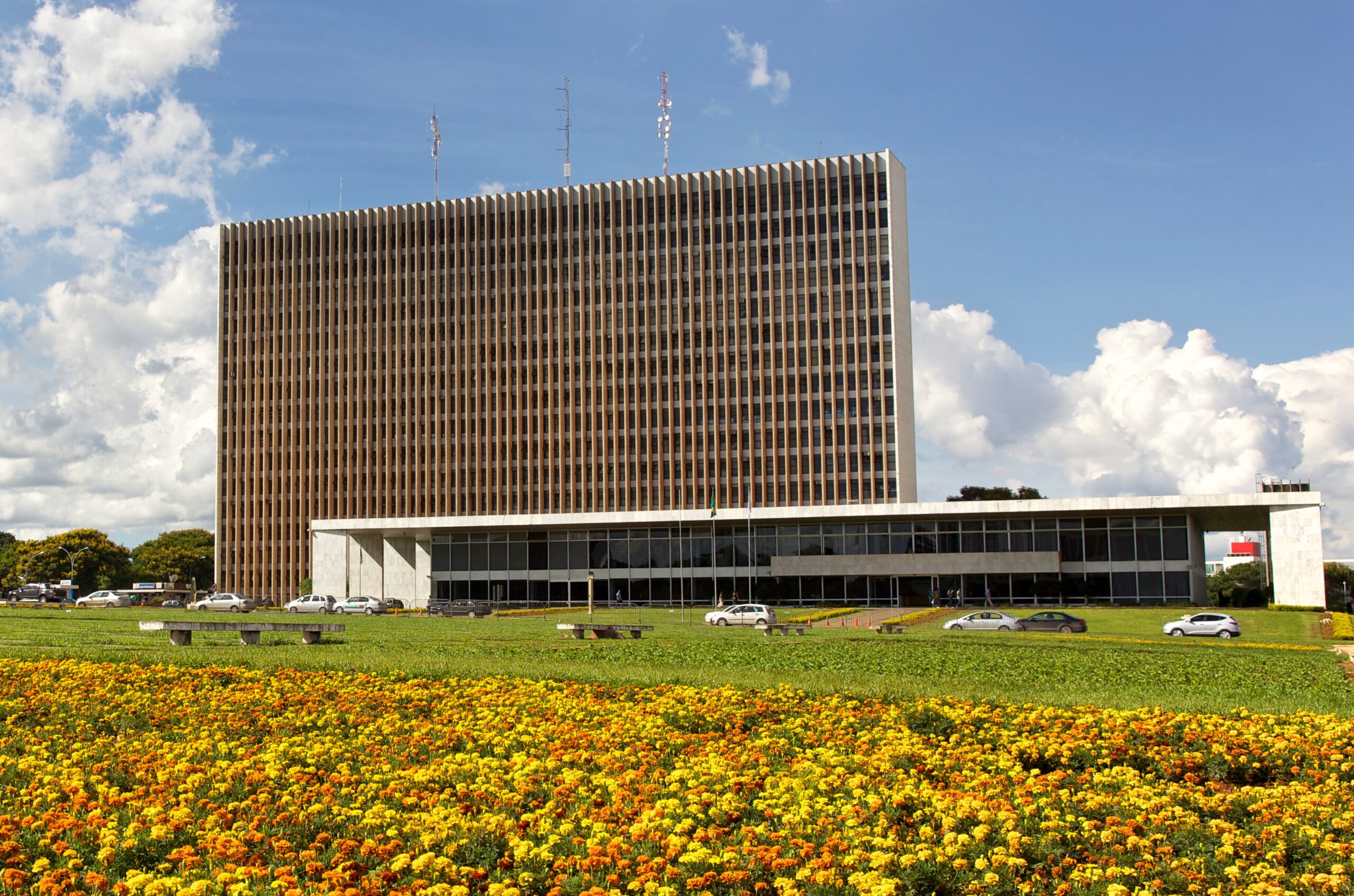 GDF decreta ponto facultativo no dia 2 de janeiro de 2026 - Jornal ...